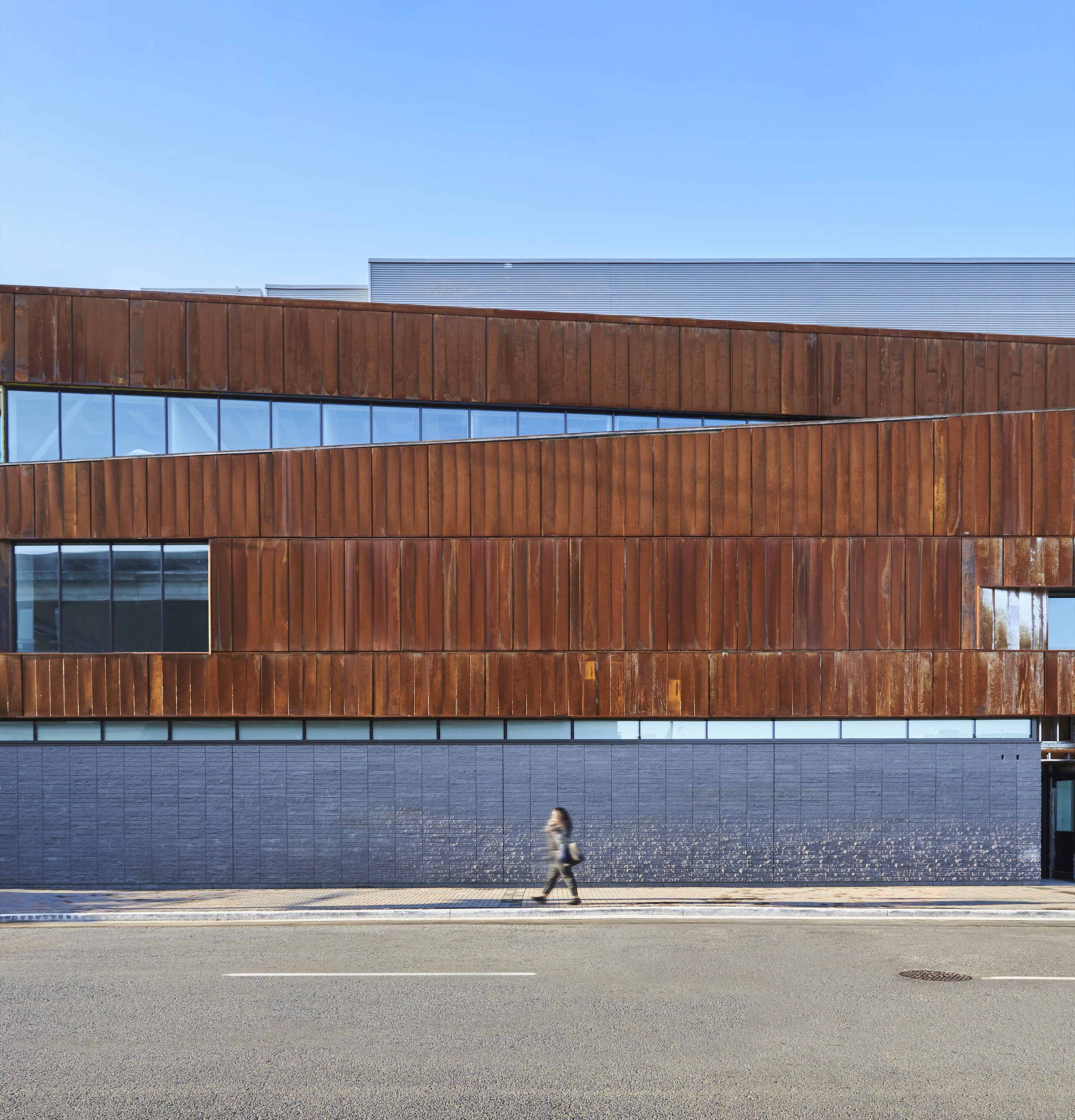 Weathering reflections of future past - Steel Design